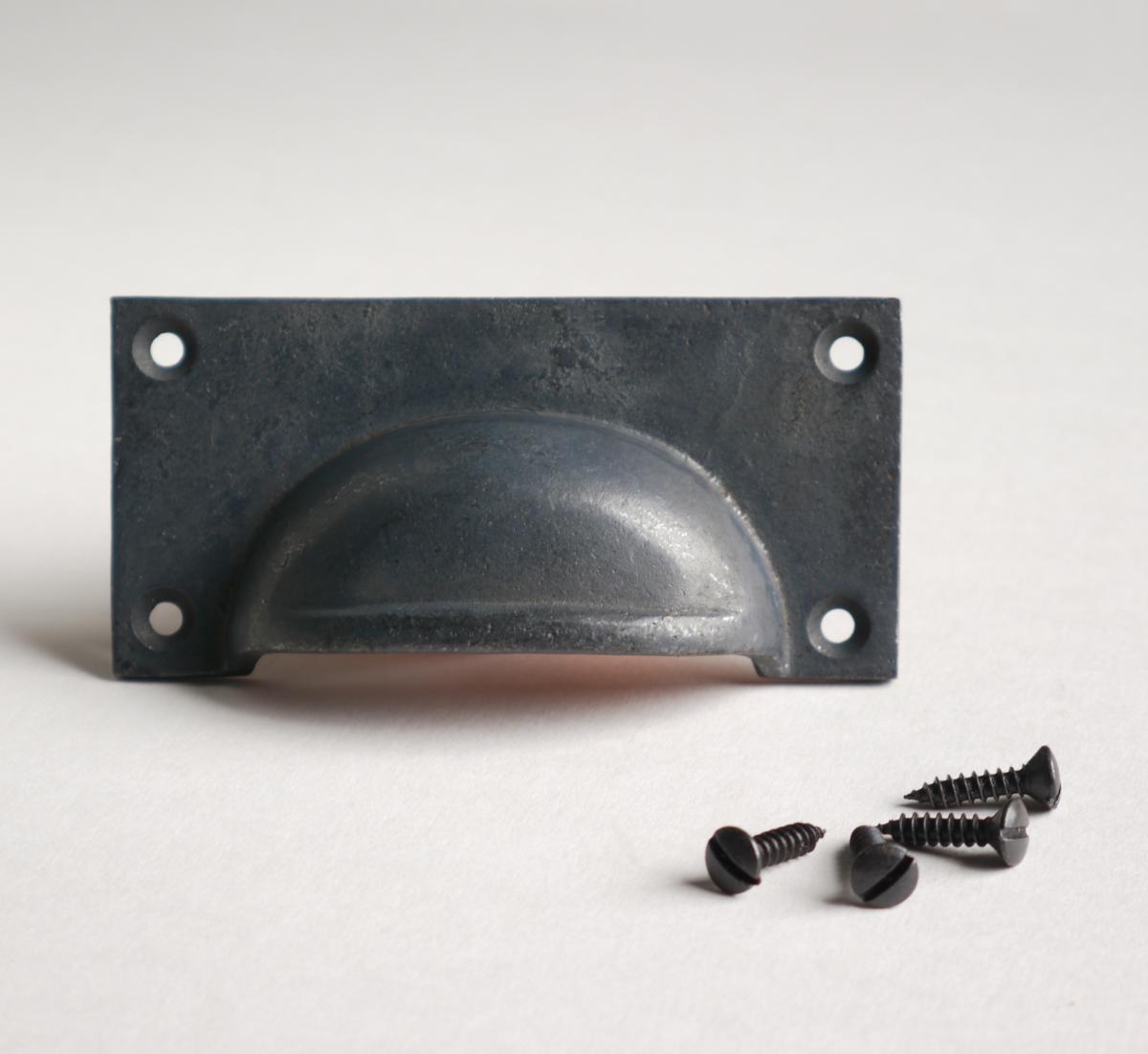 Cabinet Fittings – Jane Knapp